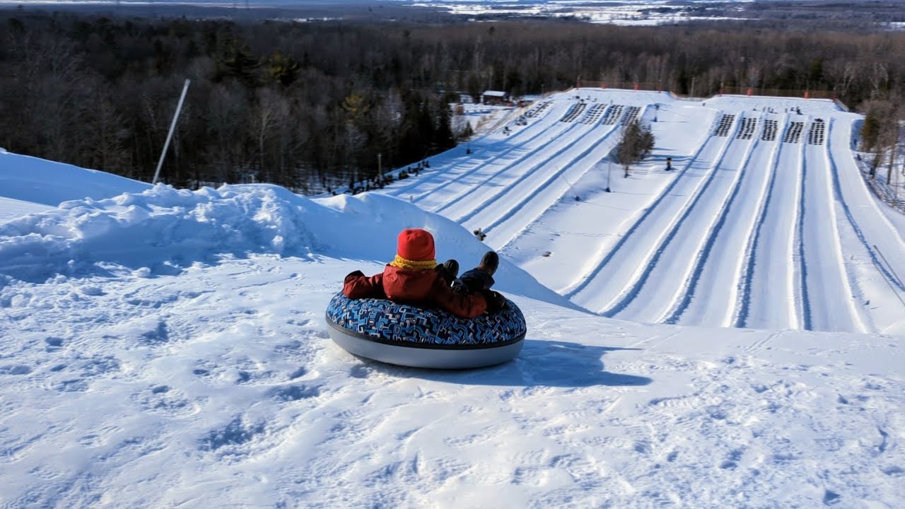 Snow Tubing at Snow Valley Ski Resort Tubing Park in Barrie, Ontario ...